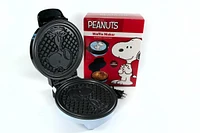 Uncanny Brands Peanuts Snoopy Waffle Maker | Hamilton Place