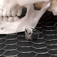 SalesOne Marvel Punisher Skull Ring | Hamilton Place