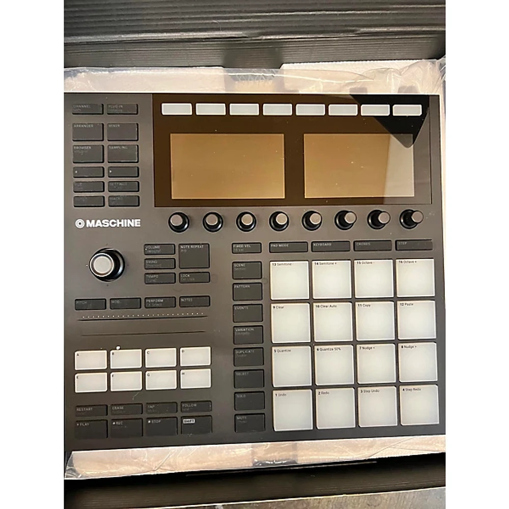 Native Instruments Used Native Instruments Maschine MKIII MIDI ...