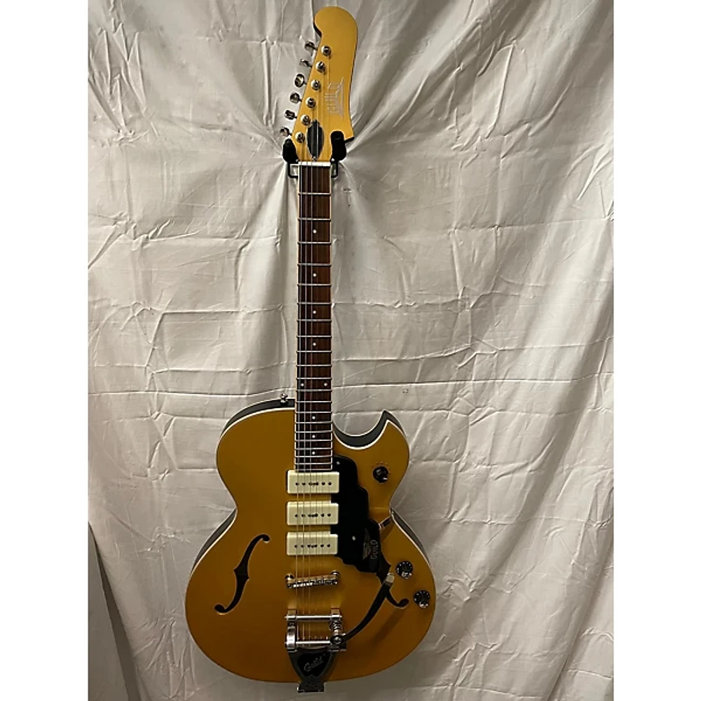 Guild Used Guild Starfire Gold Hollow Body Electric Guitar | Hamilton Place