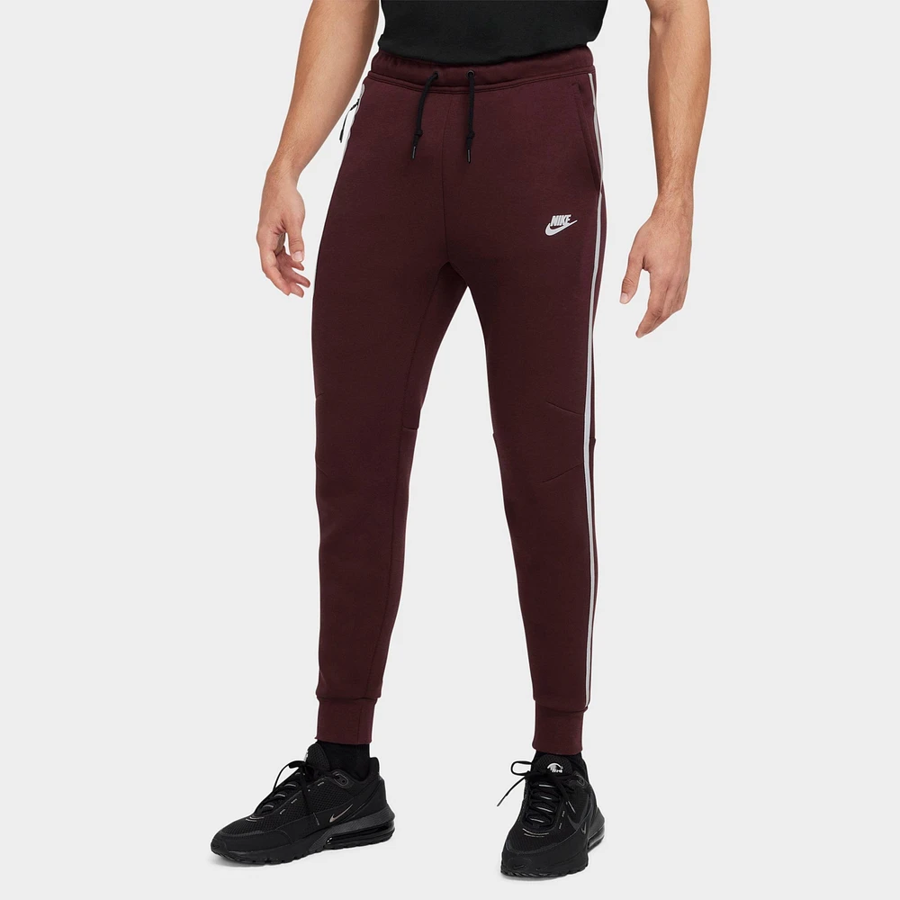 NIKE Men's Nike Sportswear Tech Fleece Reflective Jogger Pants | Arden Fair