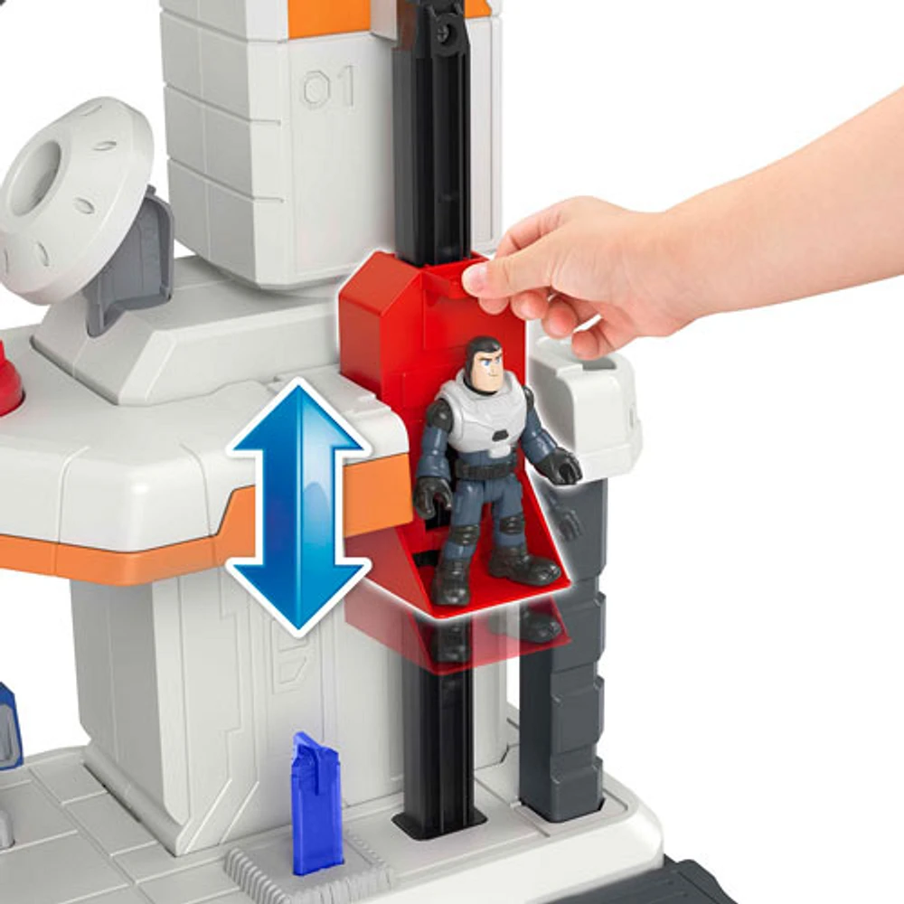 Mattel Imaginext Lightyear Lift & Launch Star Command Playset ...