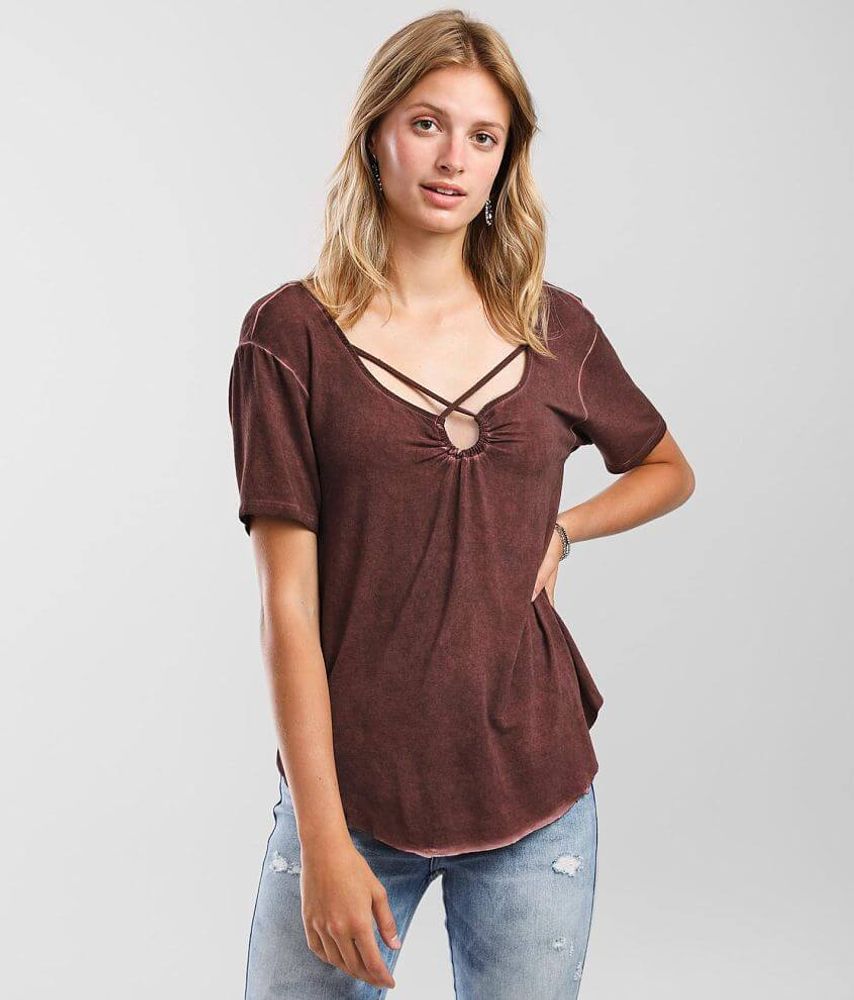 White Crow Cross Sleek Top | Liberty Center