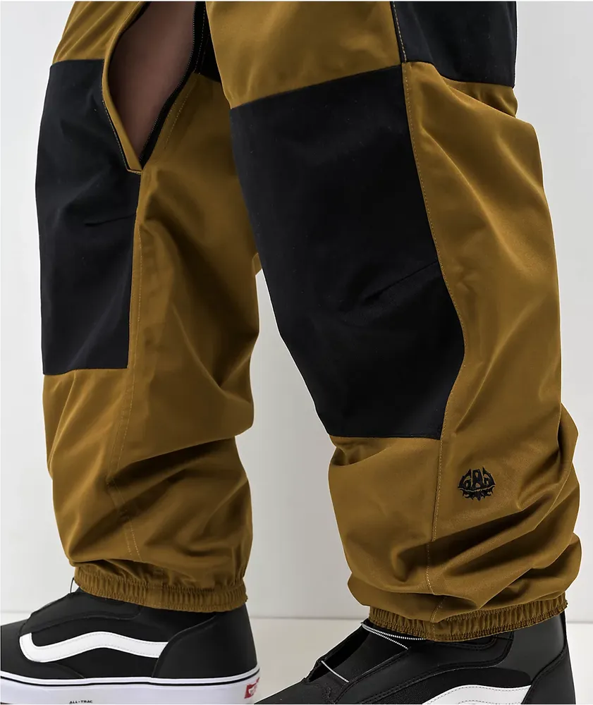 686 x Welcome Ghost 10K Tan Snowboard Pants | Mall of America®