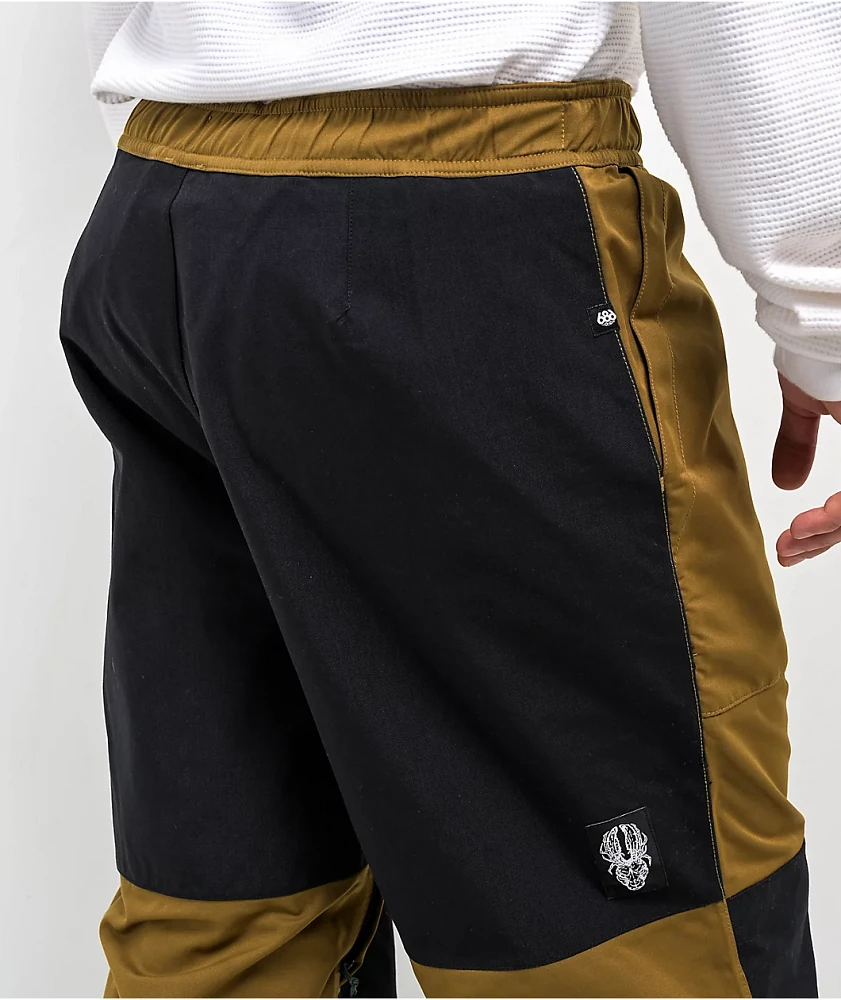 686 x Welcome Ghost 10K Tan Snowboard Pants | Mall of America®