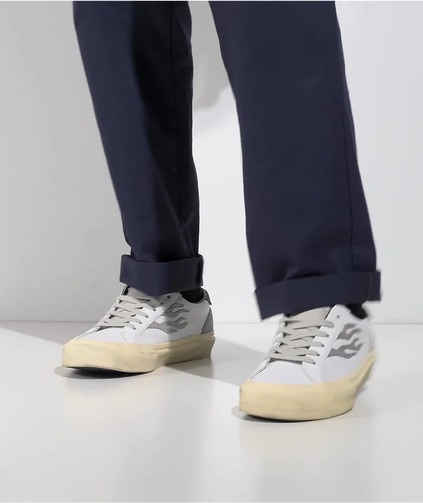 Straye Logan Distressed White Skate Shoes | Mall of America®