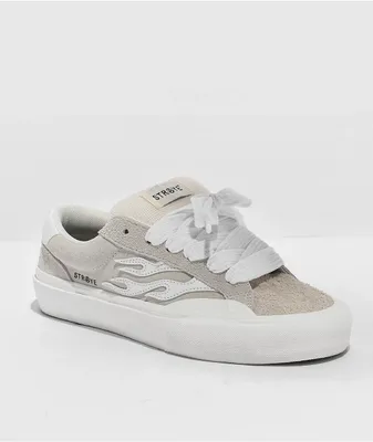 Straye Logan Puff Whiteout Skate Shoes at Mall of America® in ...
