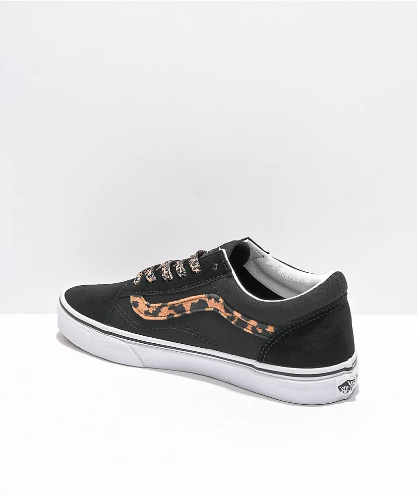 Vans Old Skool Leopard Fur & Black Skate Shoes | Mall of America®