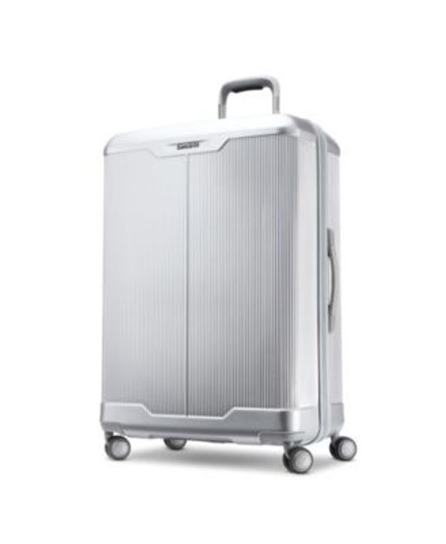 Samsonite-spinner-luggage | Mall of America®