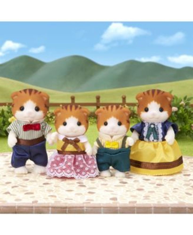 Redbox Calico Critters - Maple Cat Family | Mall of America®
