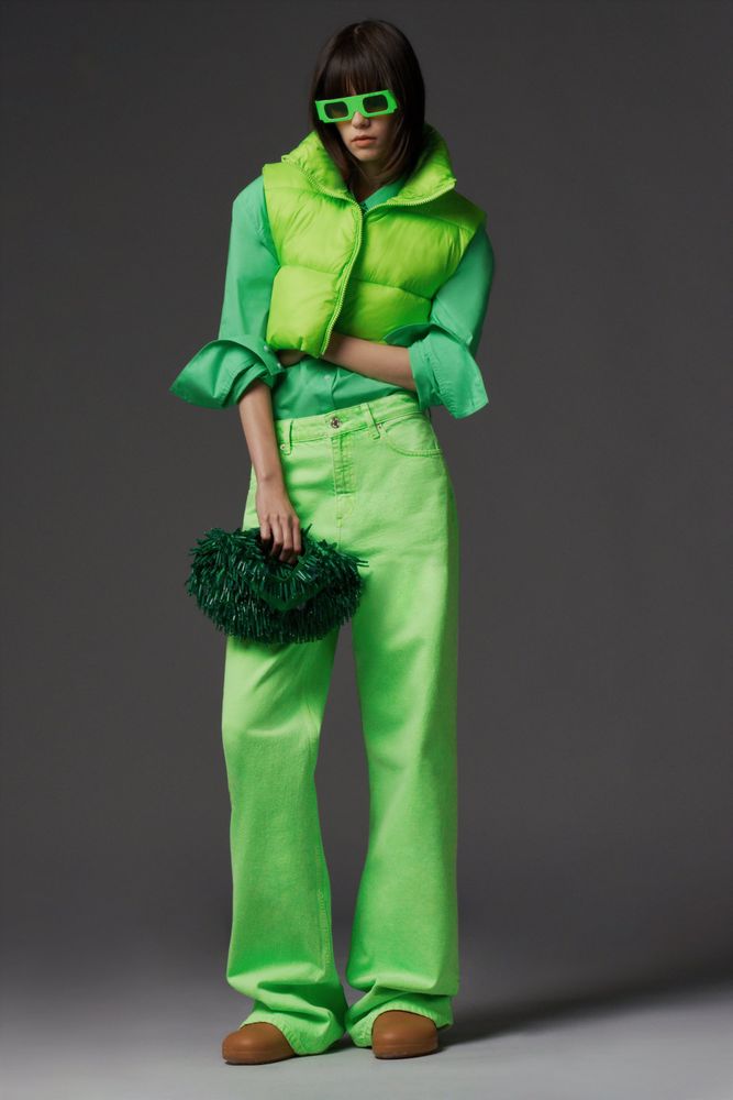 Zara CROP PUFFER VEST | Mall of America®