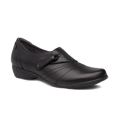 Tradehome Shoes | Hamilton Place