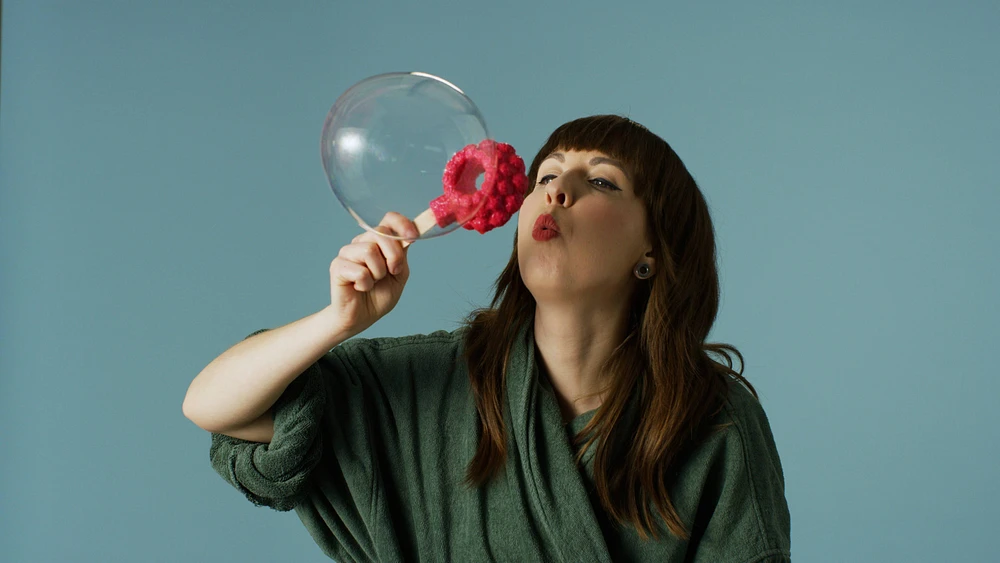 Lush Raspberry Blower | Mall of America®