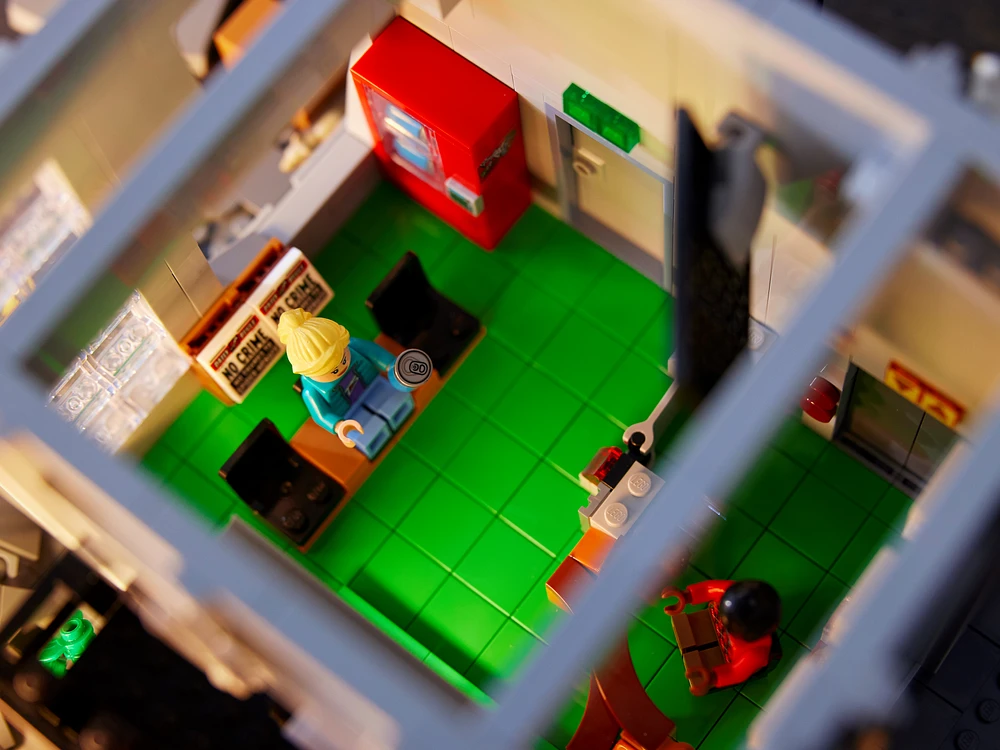 LEGO® Daily Bugle | Mall of America®