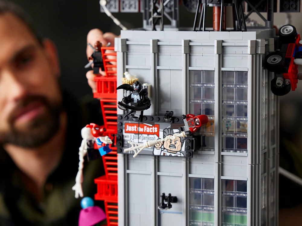LEGO® Daily Bugle | Mall of America®