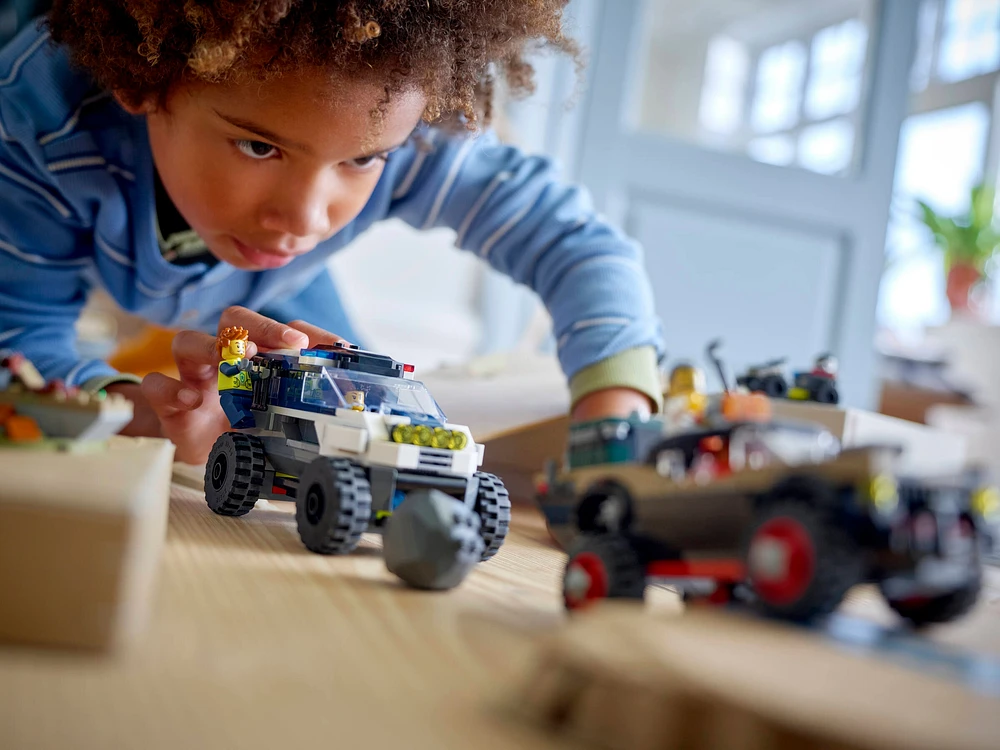 LEGO® Off-Road Police Car Chase at Mall of America® in Bloomington, MN
