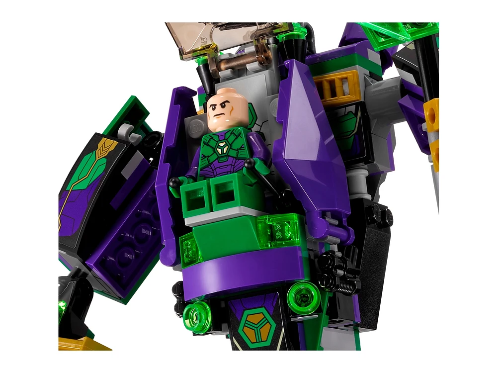 LEGO® Lex Luthor™ Mech Takedown | Mall of America®