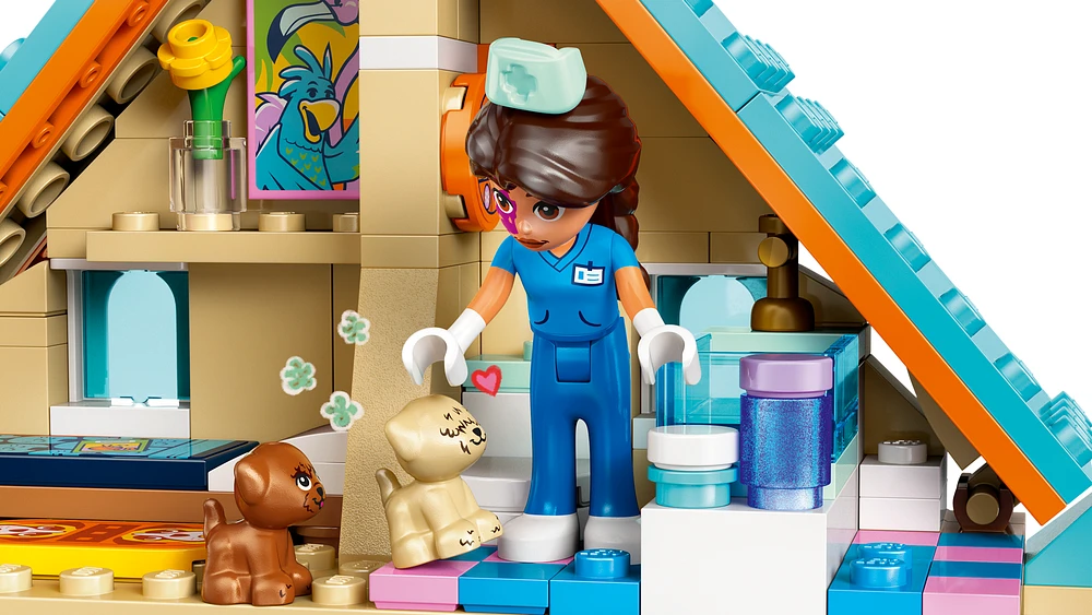 LEGO® Horse and Pet Vet Clinic | Mall of America®
