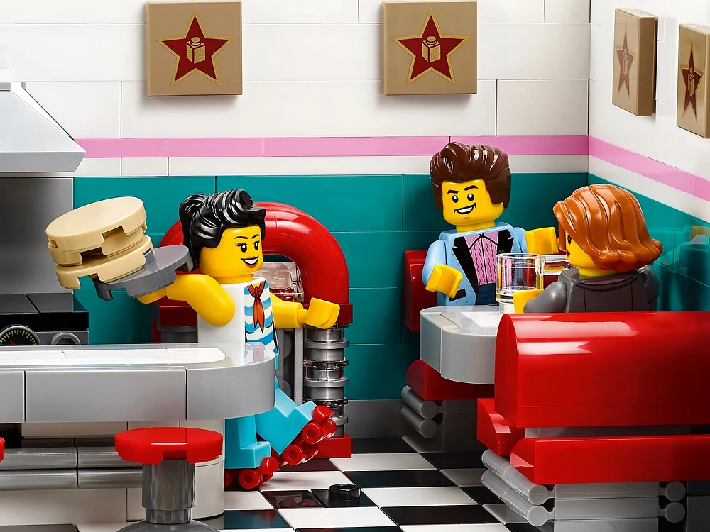 LEGO® Downtown Diner | Mall of America®