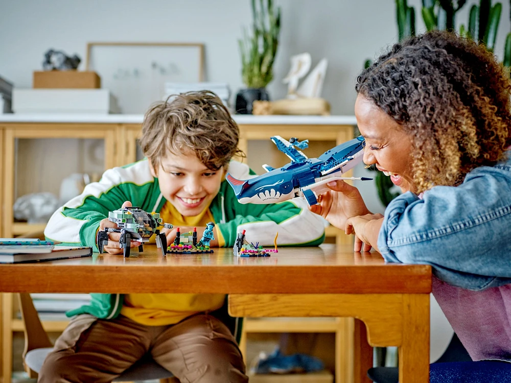 LEGO® Payakan the Tulkun & Crabsuit | Mall of America®