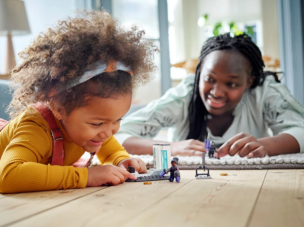 LEGO® Shuri's Lab | Mall of America®