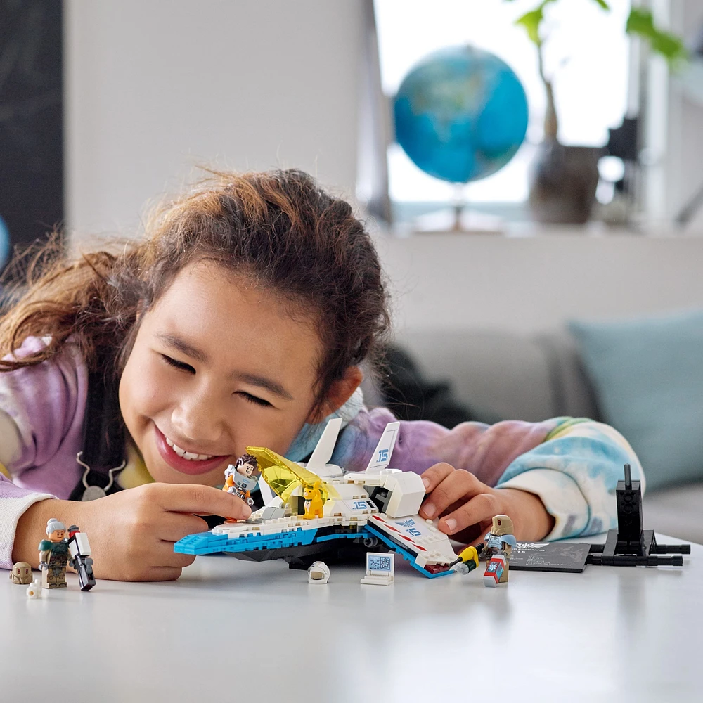 LEGO® XL-15 Spaceship | Mall of America®