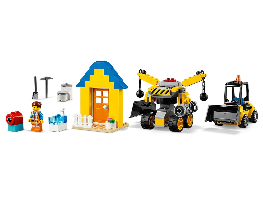 LEGO® Emmet's Builder Box! | Mall of America®