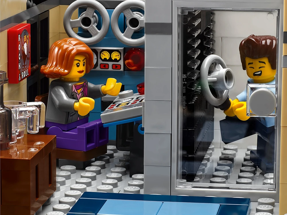 LEGO® Downtown Diner | Mall of America®