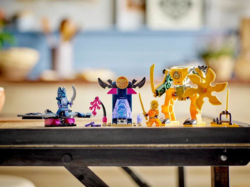 LEGO® Arin's Battle Mech | Mall of America®
