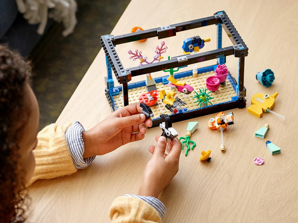 LEGO® Fish Tank | Mall of America®