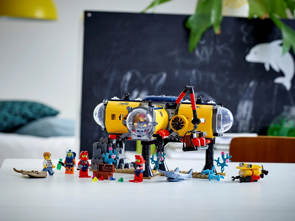 LEGO® Ocean Exploration Base | Mall of America®