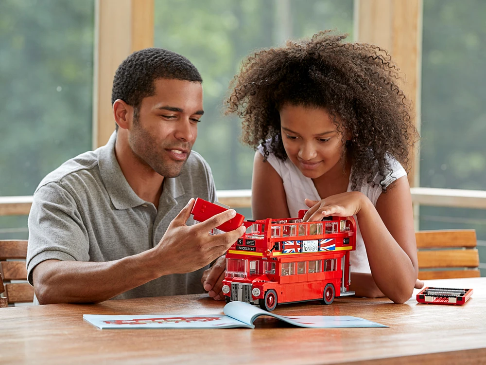 LEGO® London Bus | Mall of America®