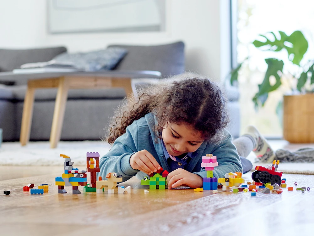 LEGO® Basic Brick Set | Mall of America®