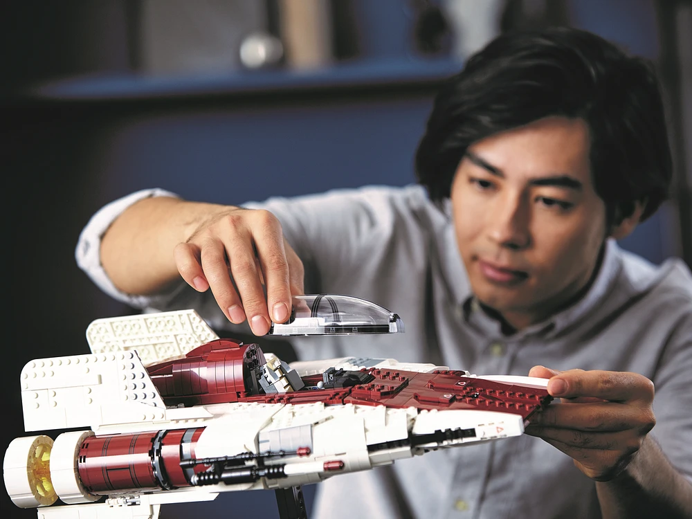 LEGO® A-wing Starfighter™ | Mall of America®