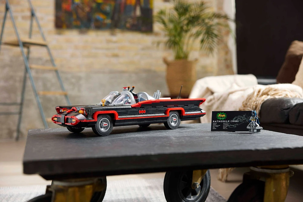 LEGO® Batman™: The Classic TV Series Batmobile™ | Mall of America®