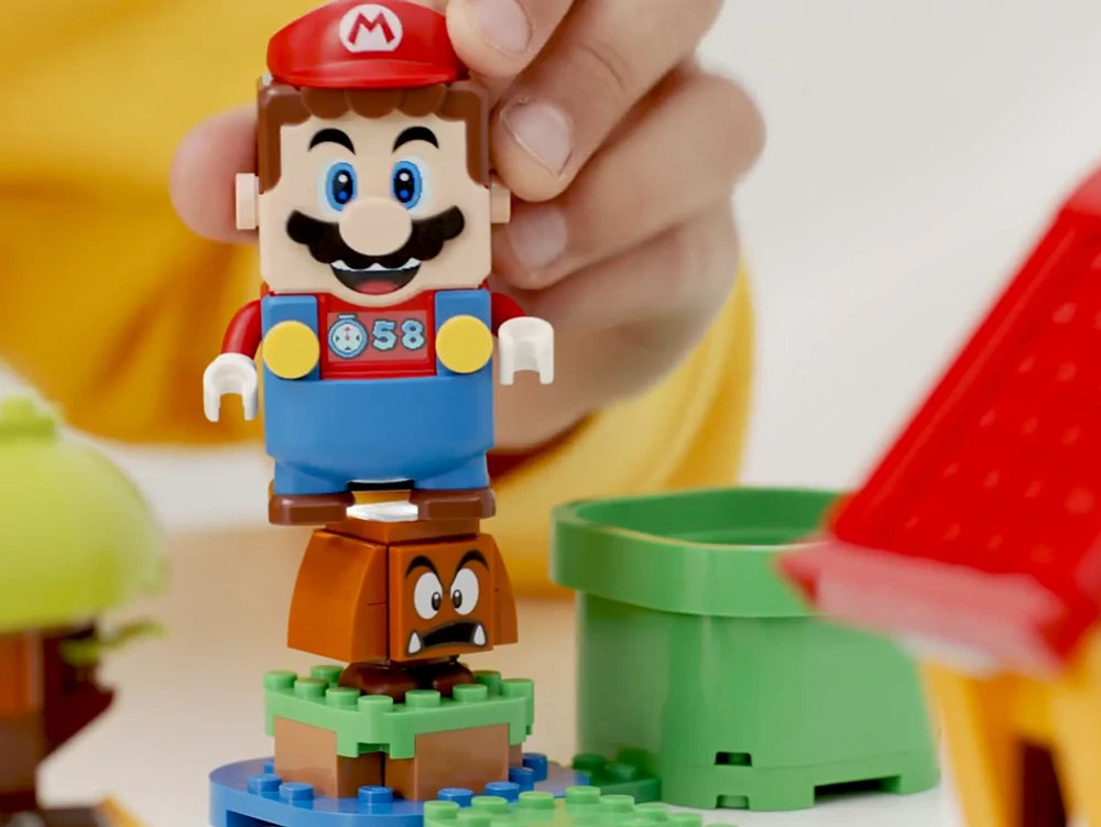 LEGO® Mario’s House & Yoshi Expansion Set at Mall of America® in ...