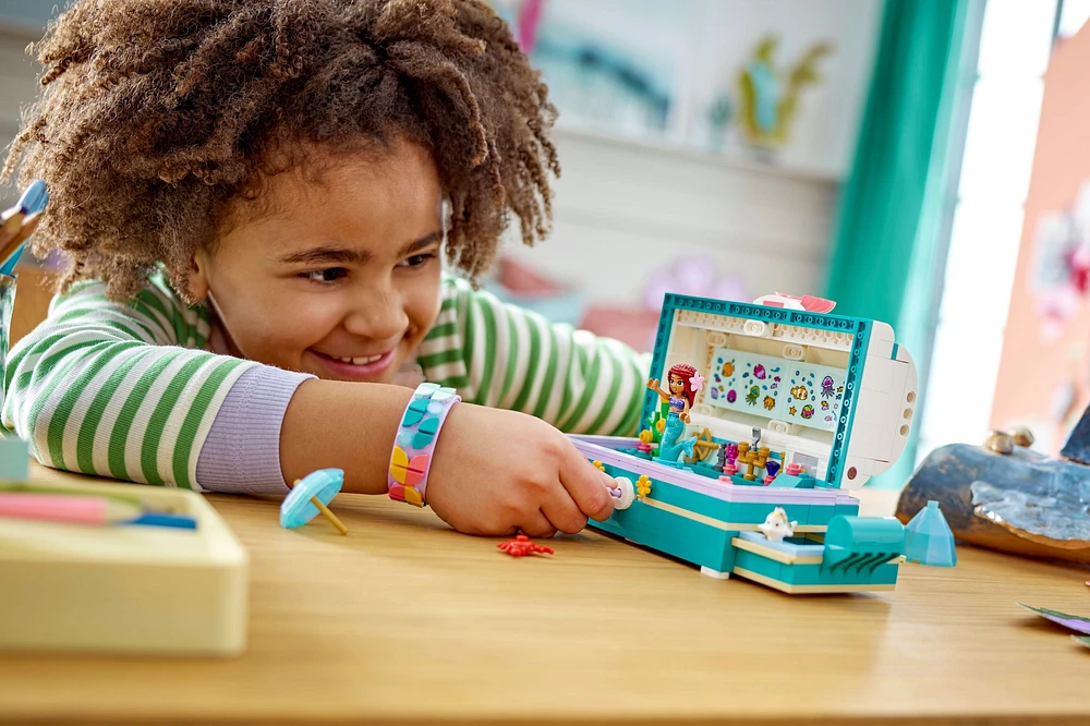 LEGO® Ariel's Treasure Chest | Mall of America®