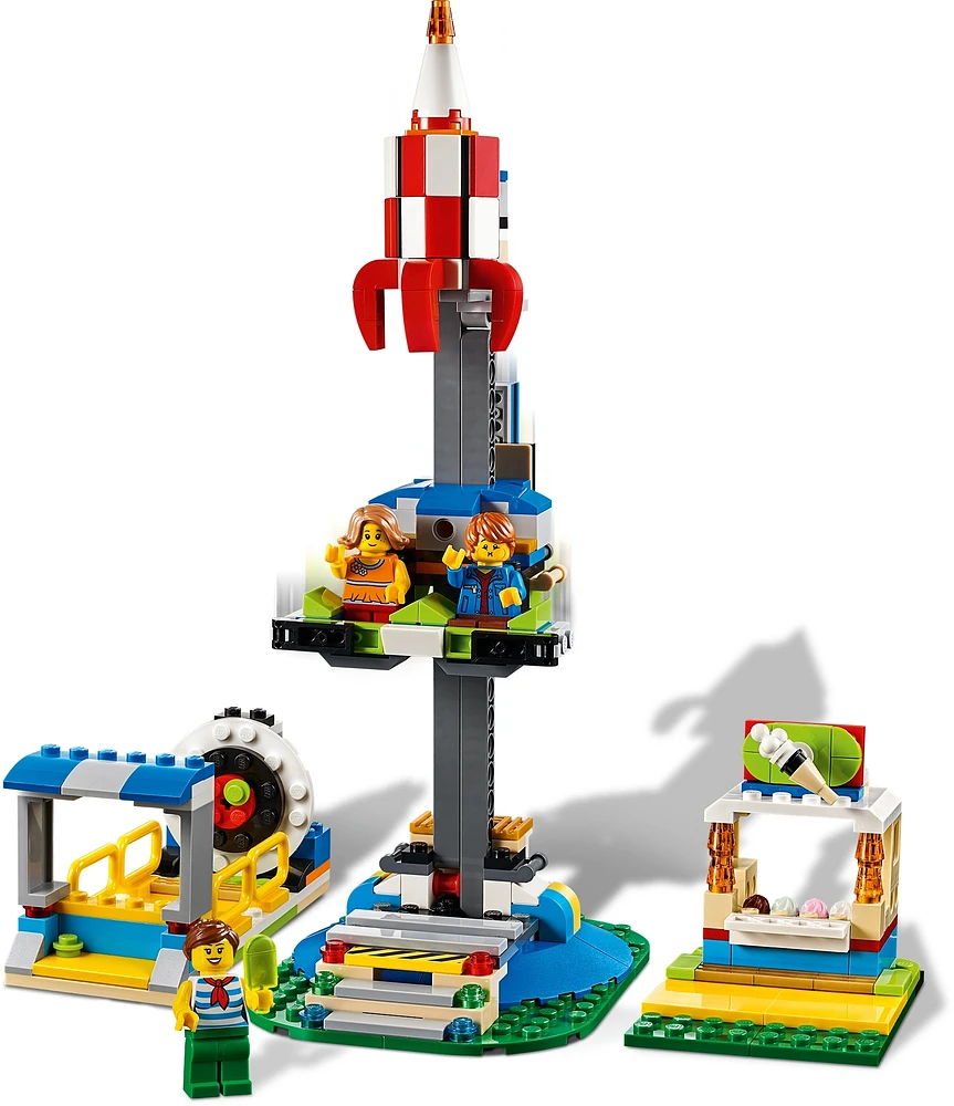 LEGO® Fairground Carousel | Mall of America®