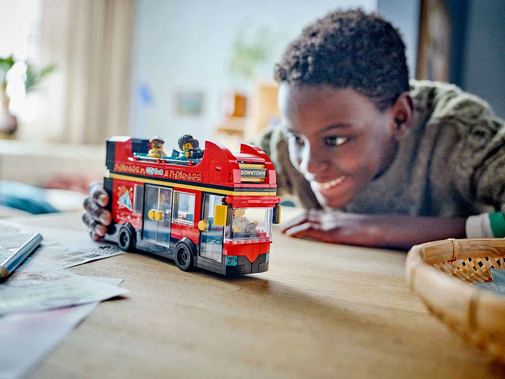 LEGO® Red Double-Decker Sightseeing Bus | Mall of America®