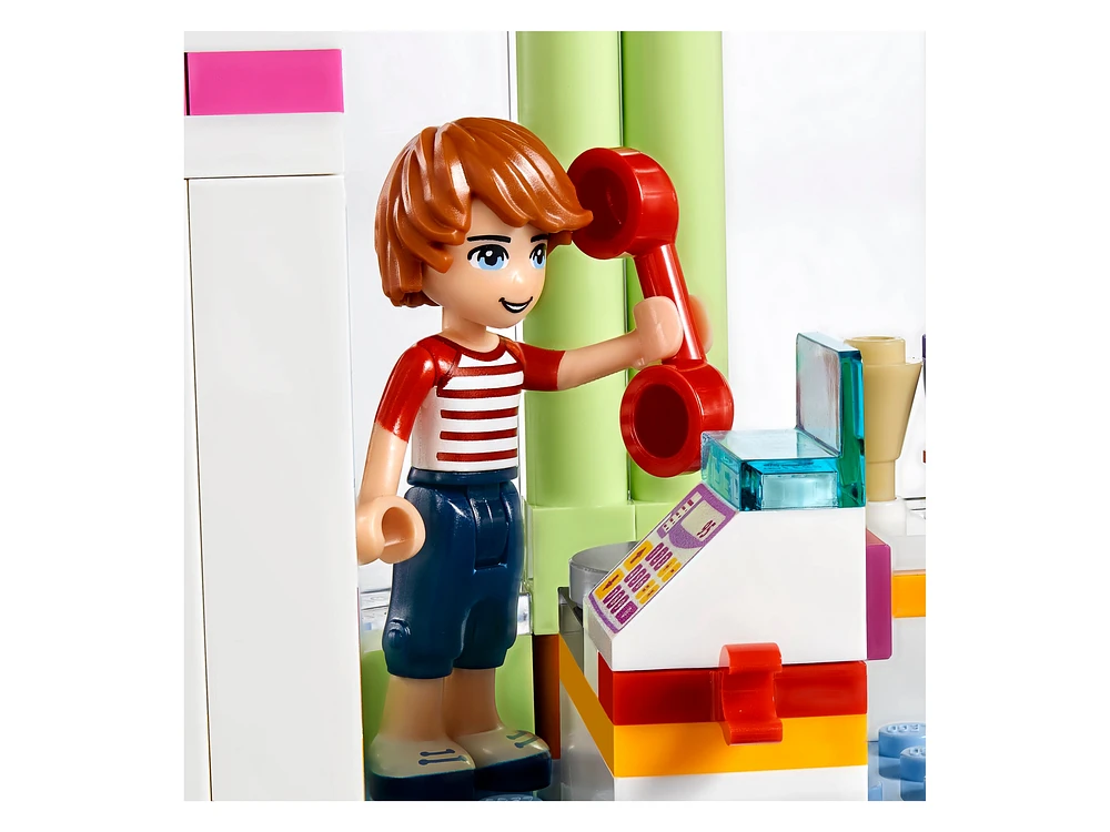 LEGO® Heartlake Frozen Yogurt Shop | Mall of America®