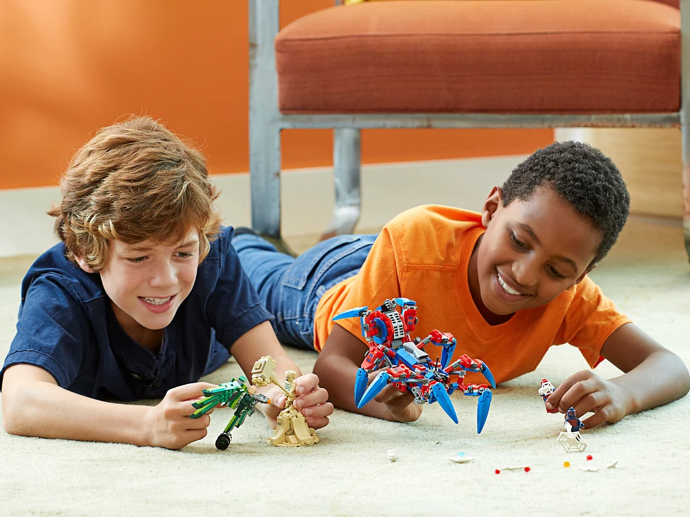 LEGO® Spider-Man's Spider Crawler | Mall of America®
