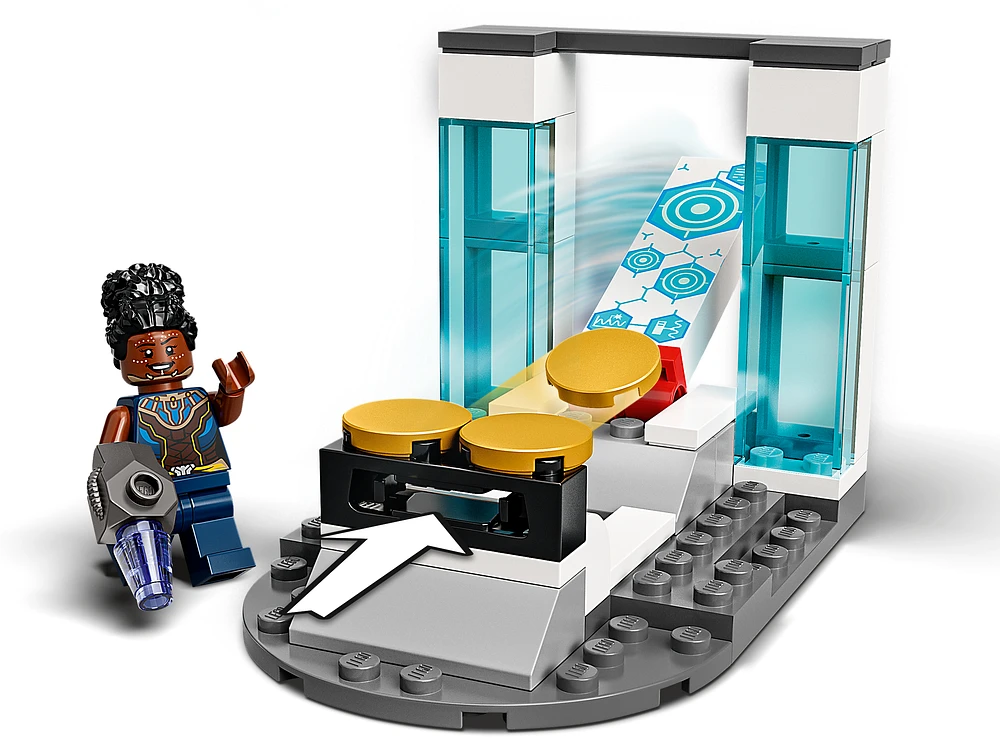 LEGO® Shuri's Lab | Mall of America®
