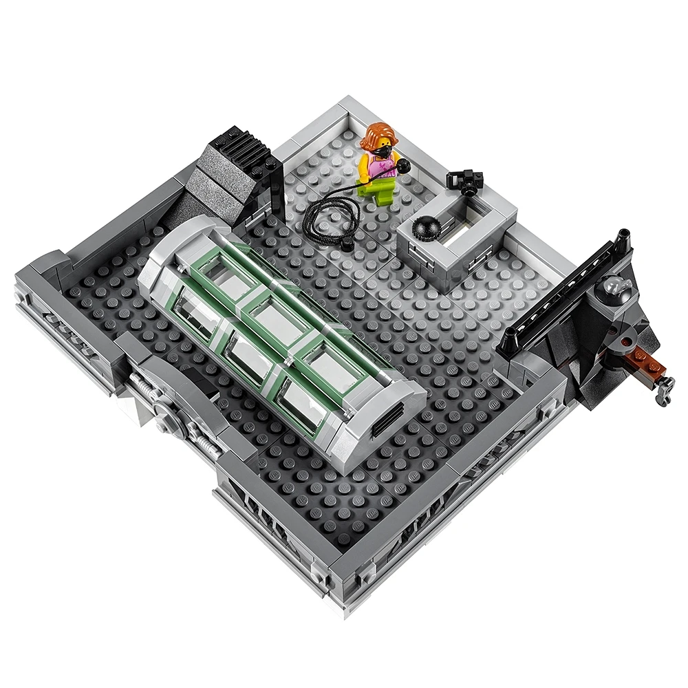 LEGO® Brick Bank | Mall of America®