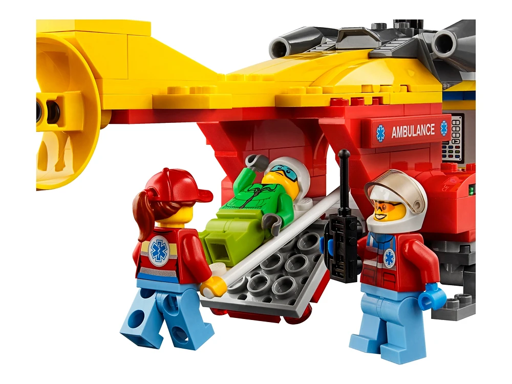 LEGO® Ambulance Helicopter | Mall of America®