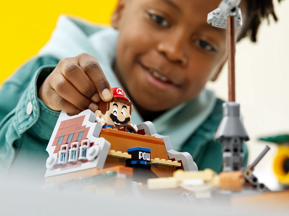 LEGO® Bowser’s Airship Expansion Set | Mall of America®