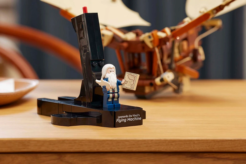 LEGO® Leonardo da Vinci's Flying Machine | Mall of America®