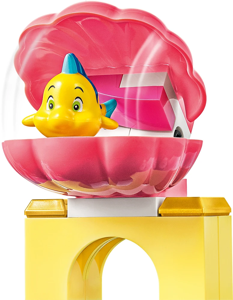 LEGO® Ariel's Storybook Adventures | Mall of America®