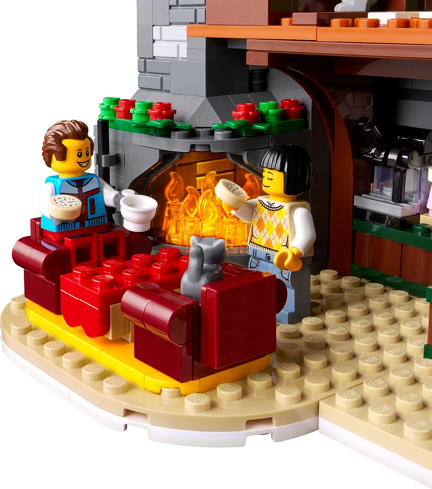 LEGO® Alpine Lodge | Mall of America®