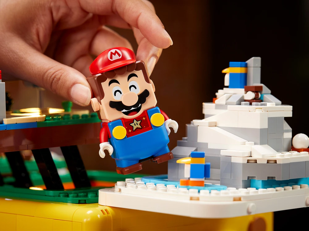 LEGO® Super Mario 64™ Question Mark Block | Mall of America®