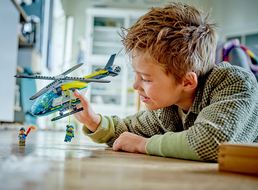 LEGO® Emergency Rescue Helicopter | Mall of America®